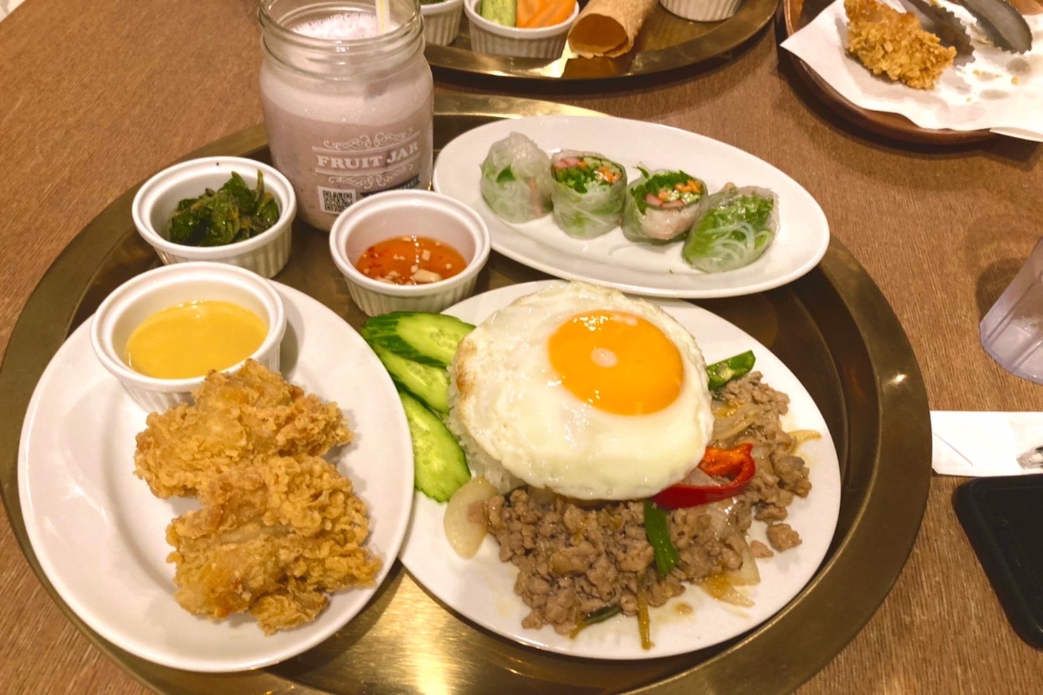 魅力たっぷりネパール・インド・タイ料理 – 故郷グルメガイド